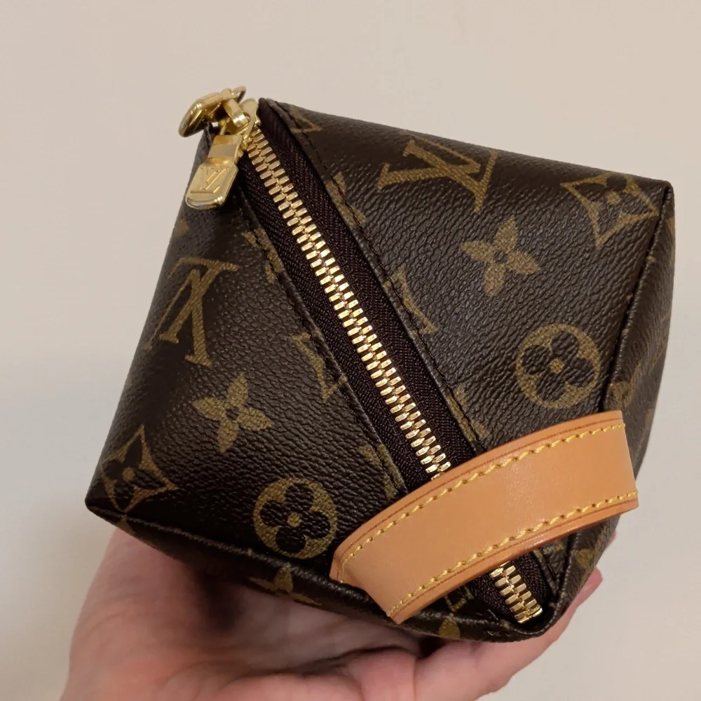 Louis Vuitton | Bags | Rare Authentic Louis Vuitton Shoe Care Kit Bag ...